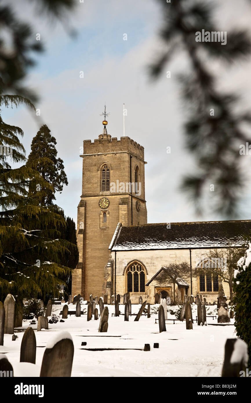 St Mary's Church, Reigate, Surrey in the snow Stock Photo - Alamy