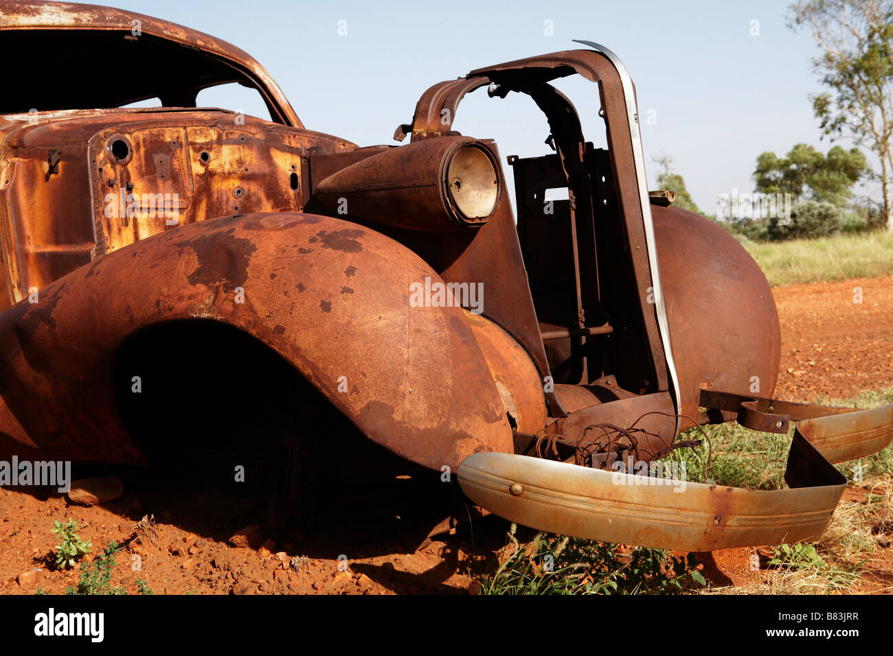 Australia outback road breakdown hi-res stock photography and images ...