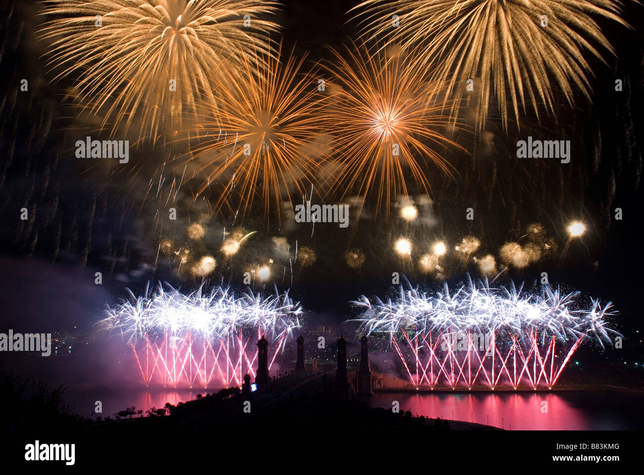 Firework display at Malaysian International Fireworks Competition 2007 ...