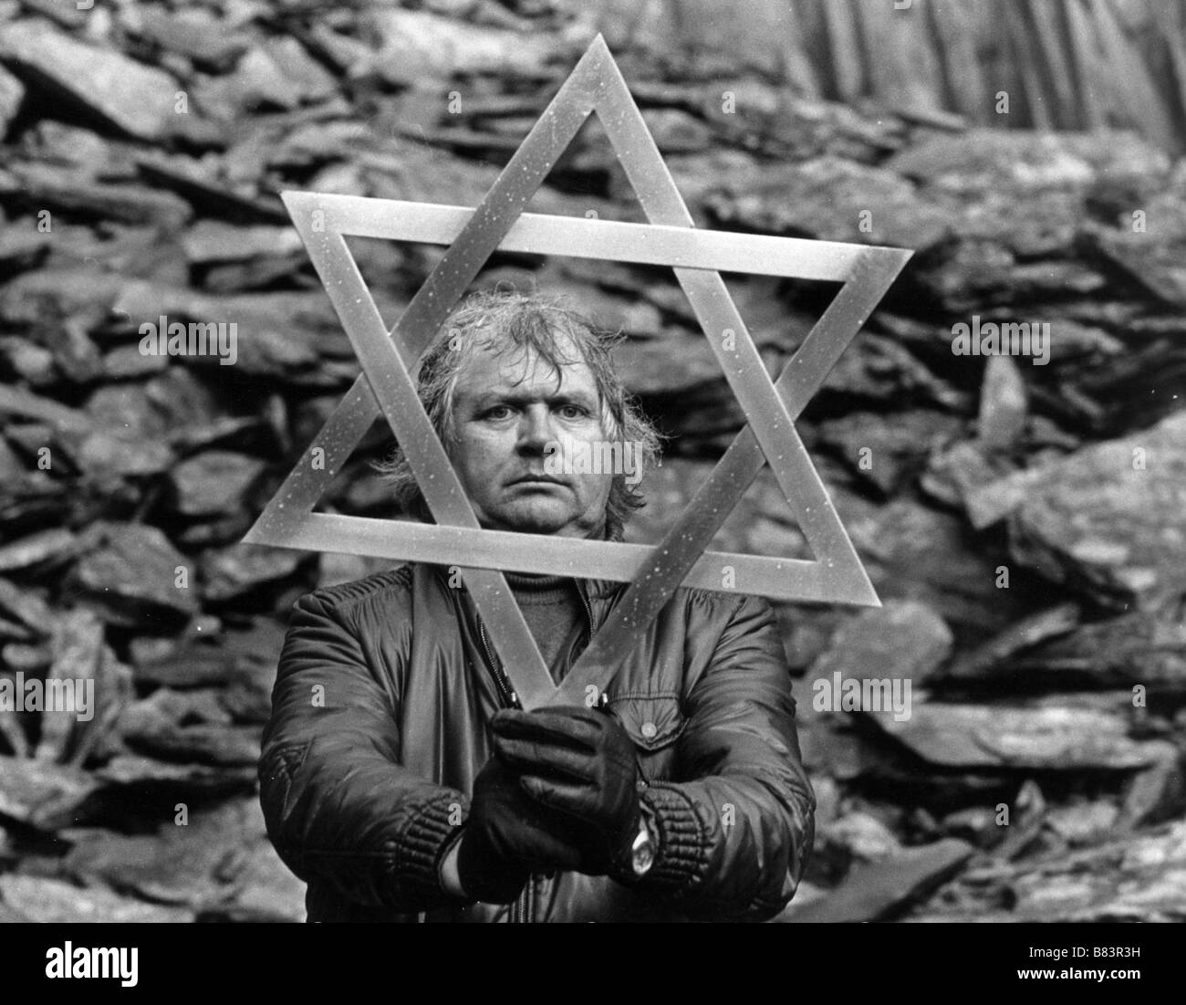 Mahler Year : 1974 UK Director : Ken Russell Ken Russell Shooting ...