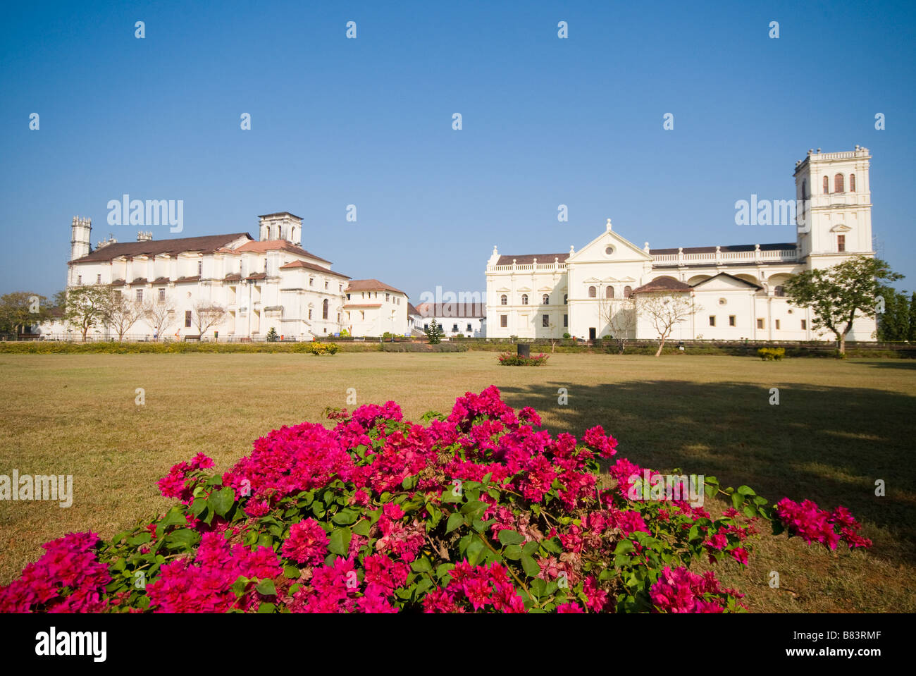 Se cathedral church in old goa hi-res stock photography and images - Alamy