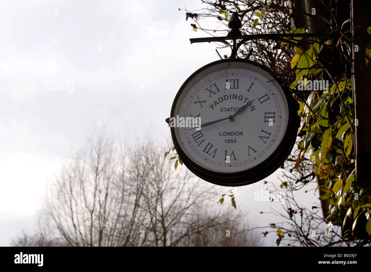 Shiplake lock hi-res stock photography and images - Alamy