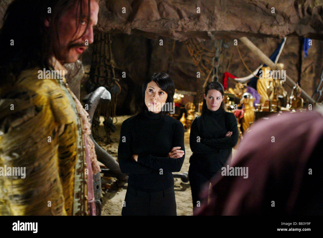 Charmed TV-Series 1998-2006 USA 2004 Season 7, episode 4 : Charrrmed ...