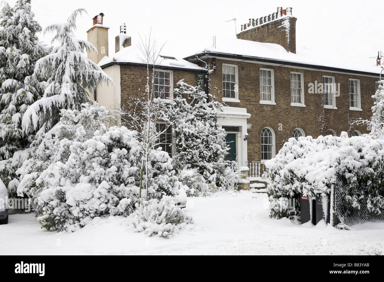 Heavy snow creates a winter wonderland, London Stock Photo - Alamy