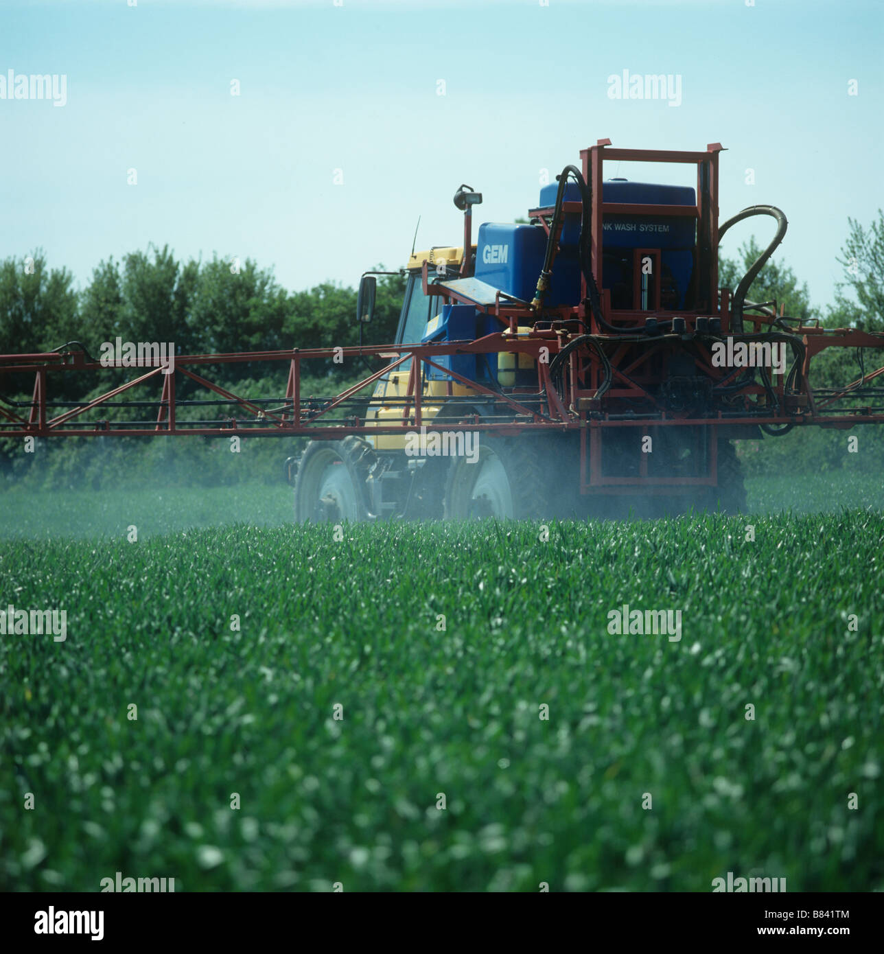 Fastrac Tractor Mounted Sprayer Spraying High Resolution Stock ...