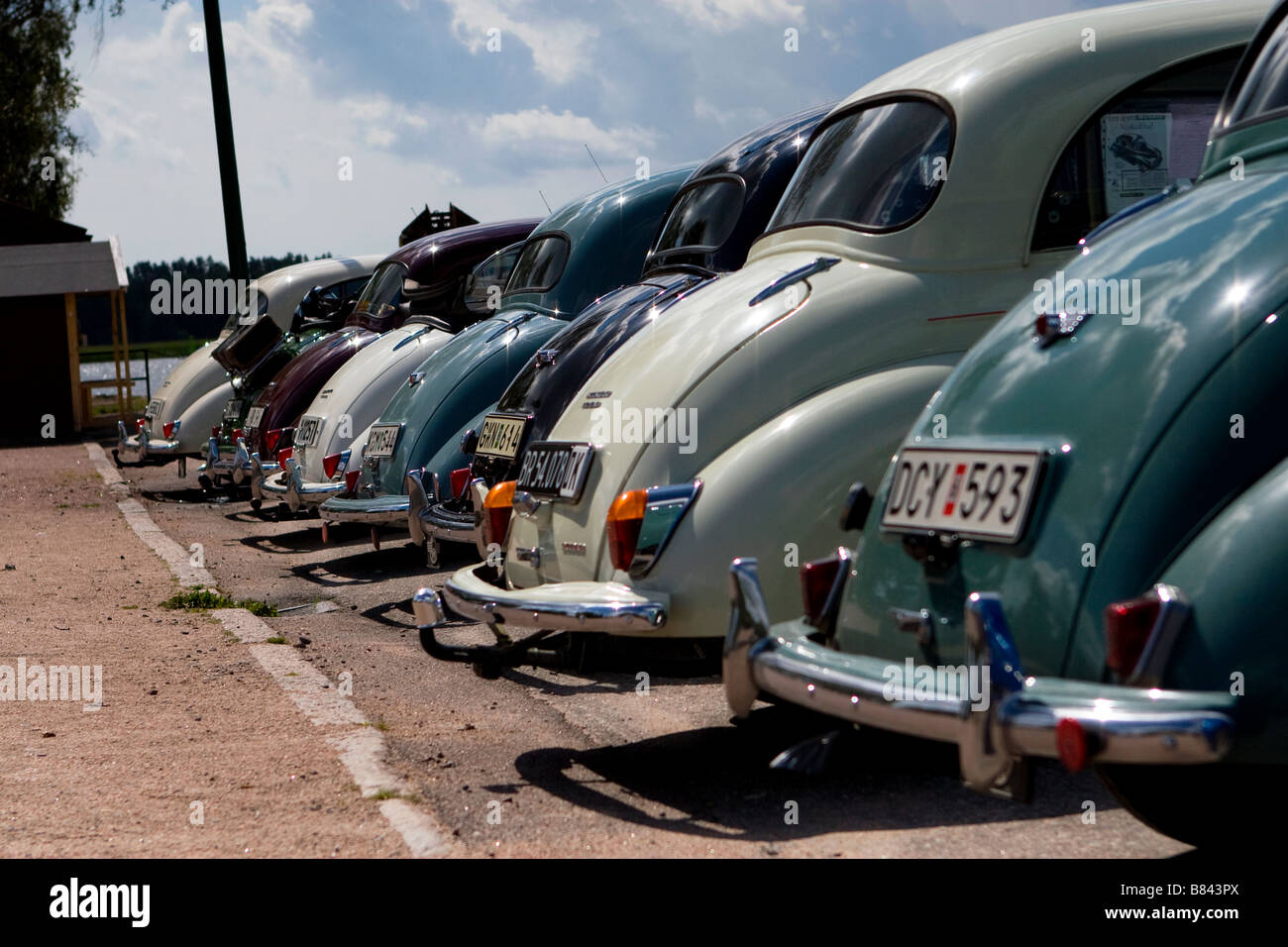 Renovate Old Morris Minor 1100 Stock Photo - Alamy
