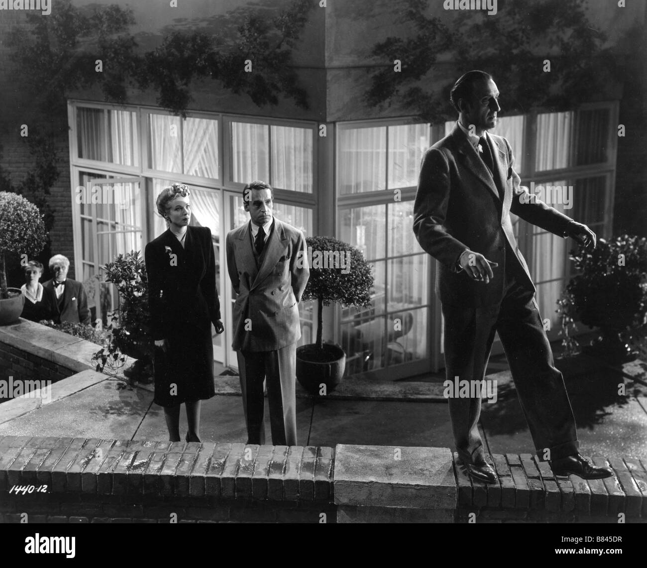 Hillary brooke woman in green hi-res stock photography and images - Alamy