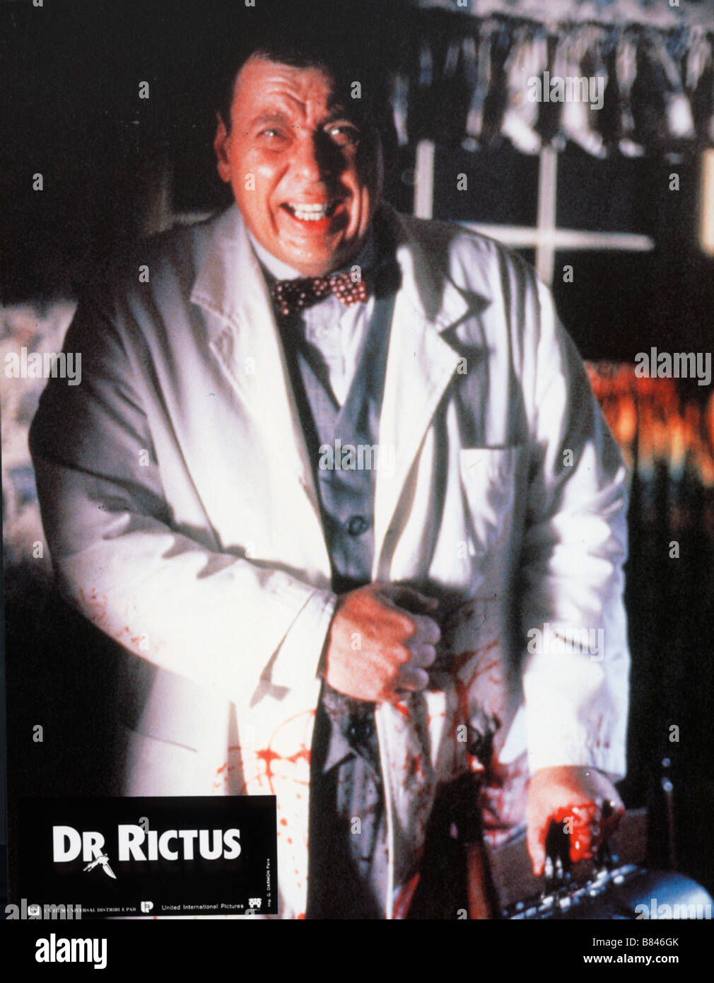 Larry drake dr giggles 1992 hi-res stock photography and images - Alamy