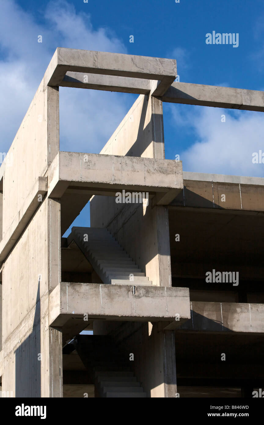 Concrete form hi-res stock photography and images - Alamy