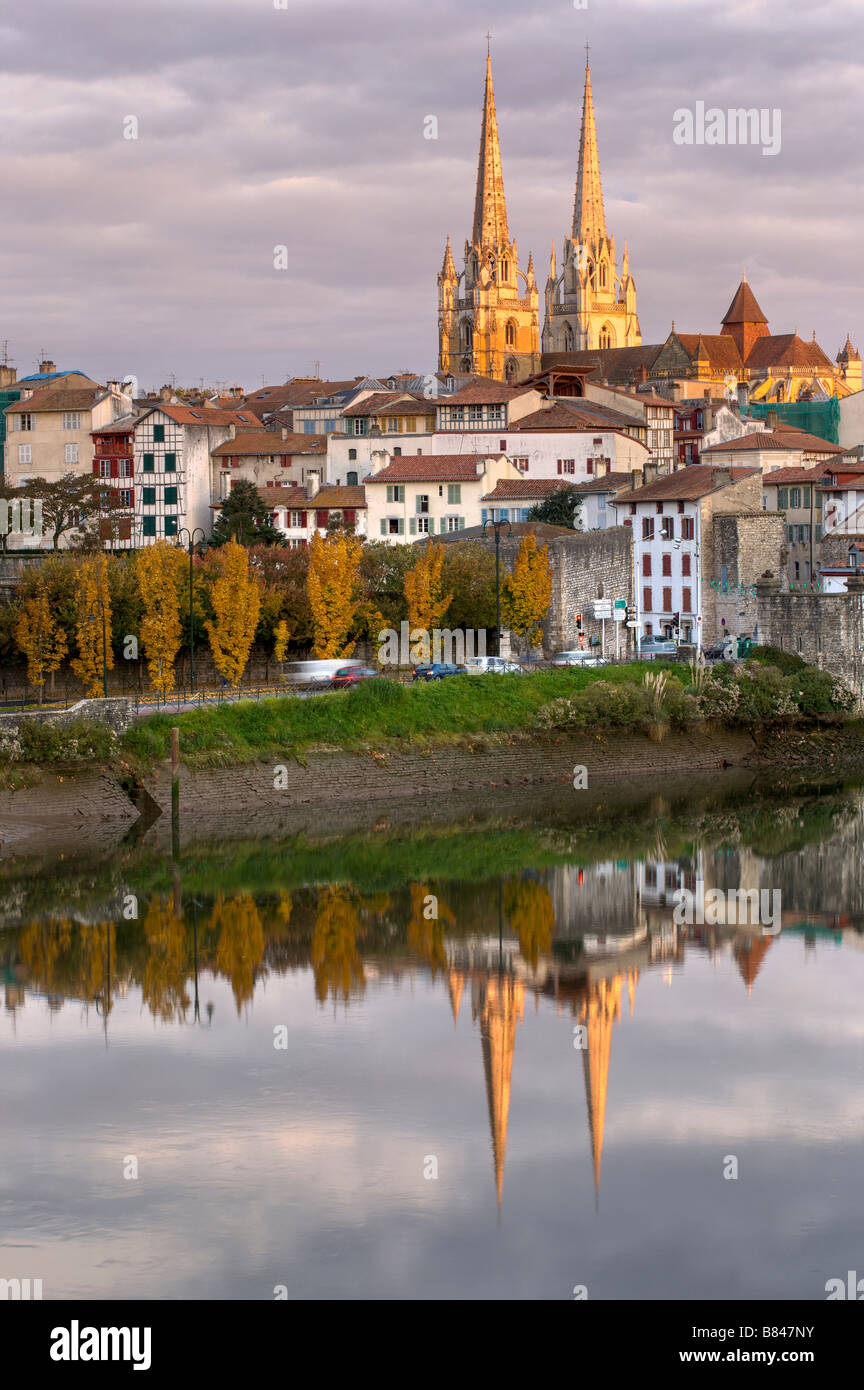 Nive river france hi-res stock photography and images - Alamy