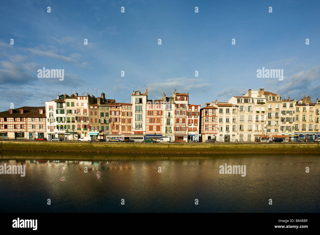 Nive river france hi-res stock photography and images - Alamy