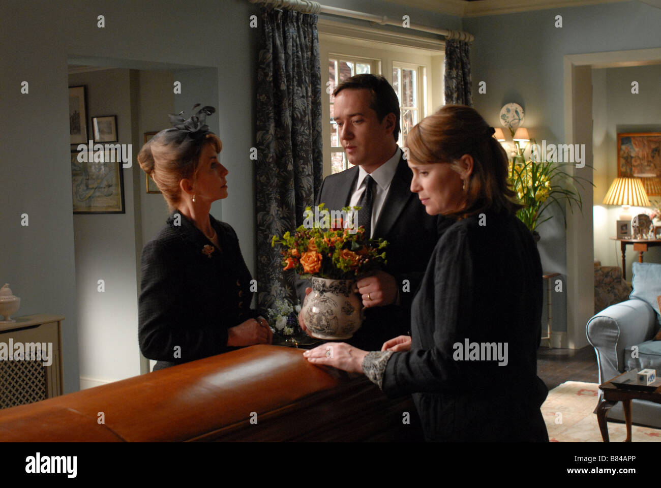 Death at a Funeral Year : 2007 UK / USA Jane Asher, Matthew Macfadyen ...