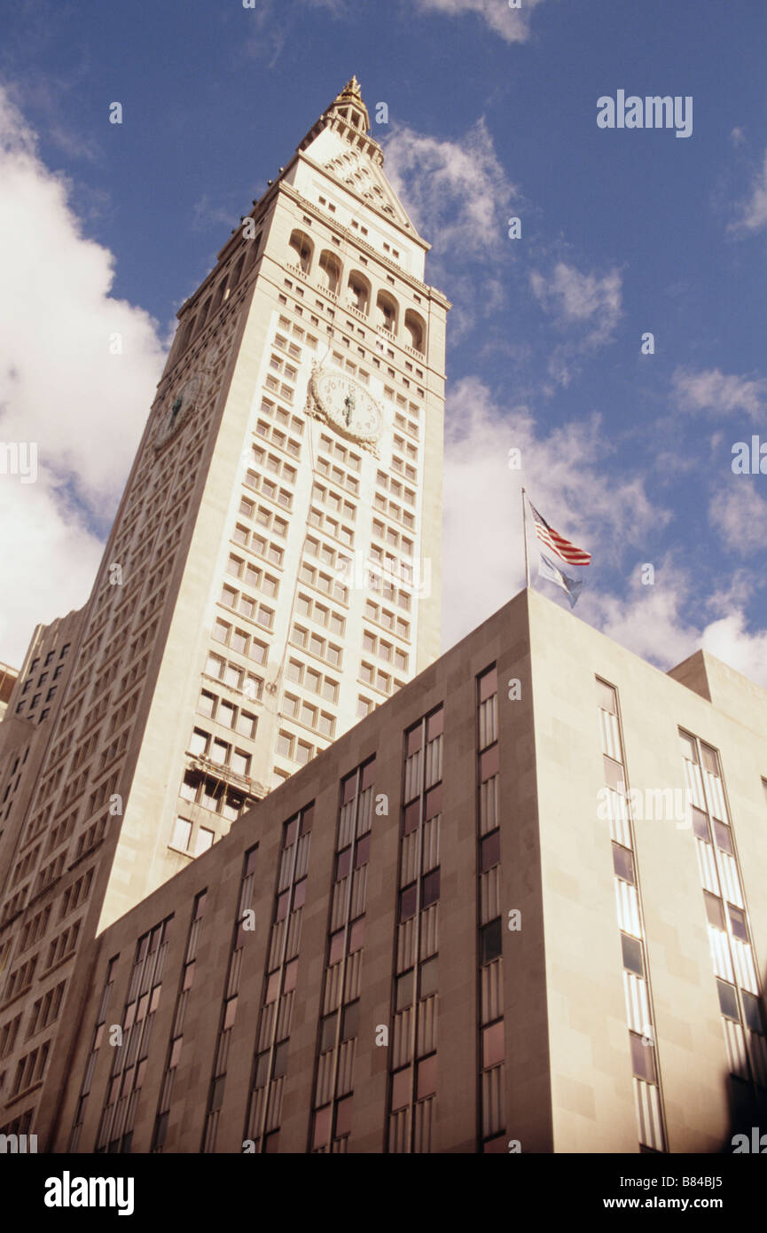 Met life clock tower hi-res stock photography and images - Alamy
