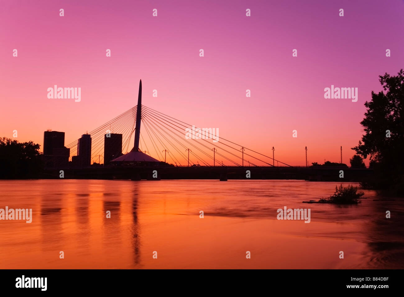 Winnipeg city river hi-res stock photography and images - Alamy