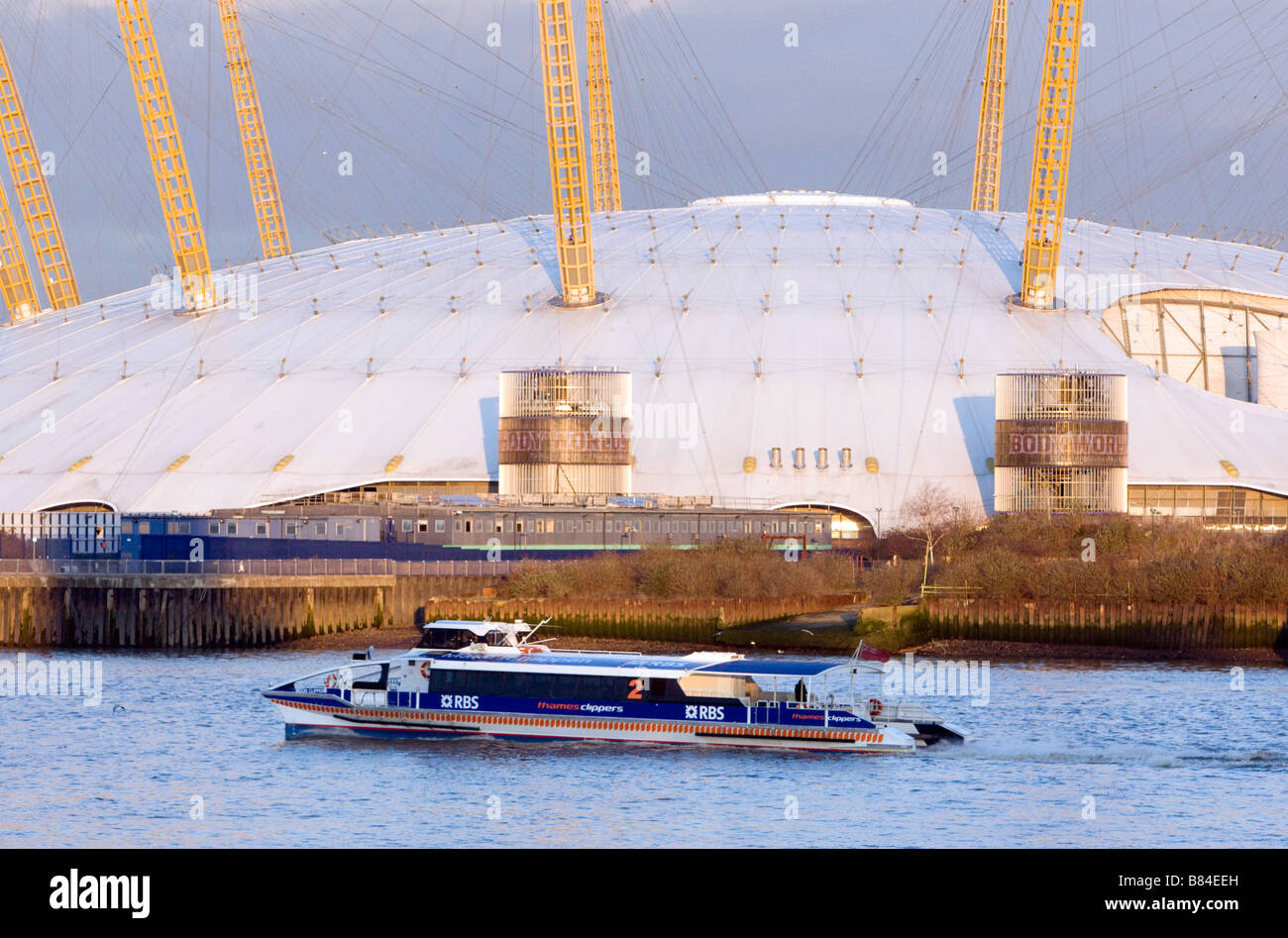 Commuter boat hi-res stock photography and images - Alamy