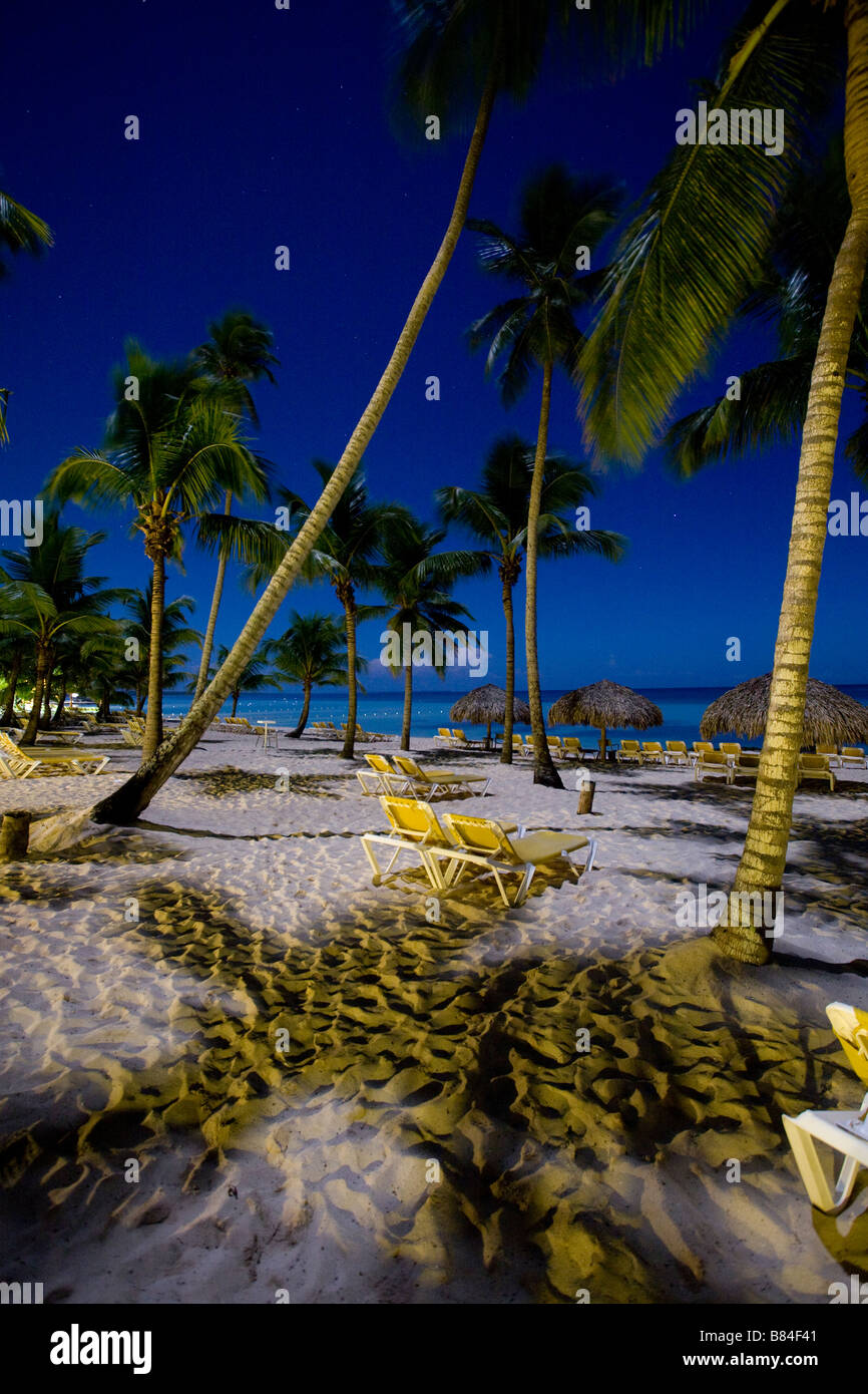 tropical beach at night Stock Photo - Alamy
