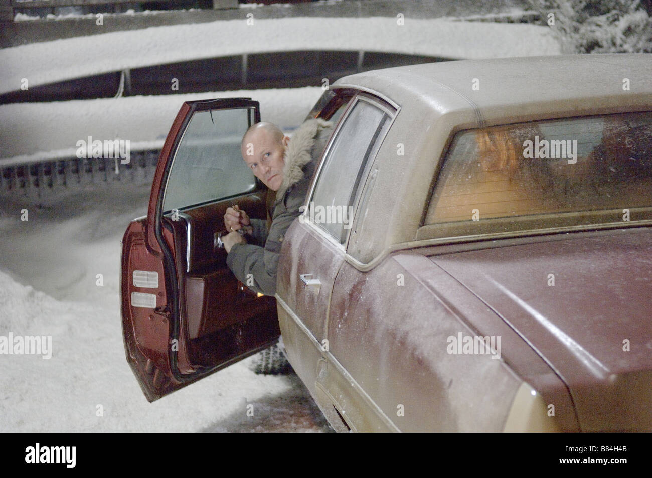 Whisper Whisper (2007) USA Michael Rooker Director: Stewart Hendler ...