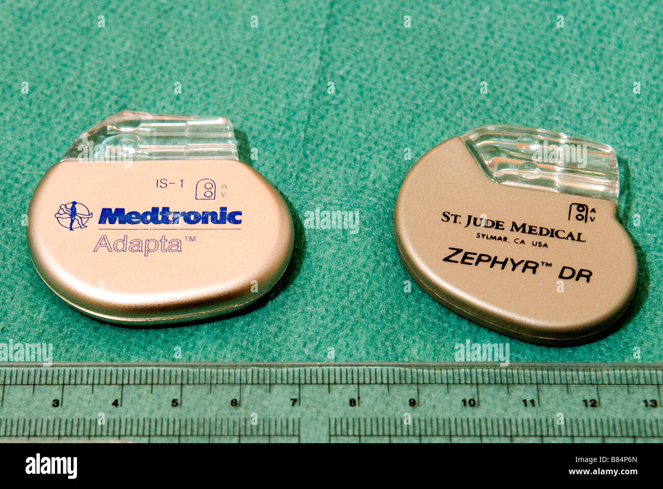 Implant pacemaker hi-res stock photography and images - Alamy