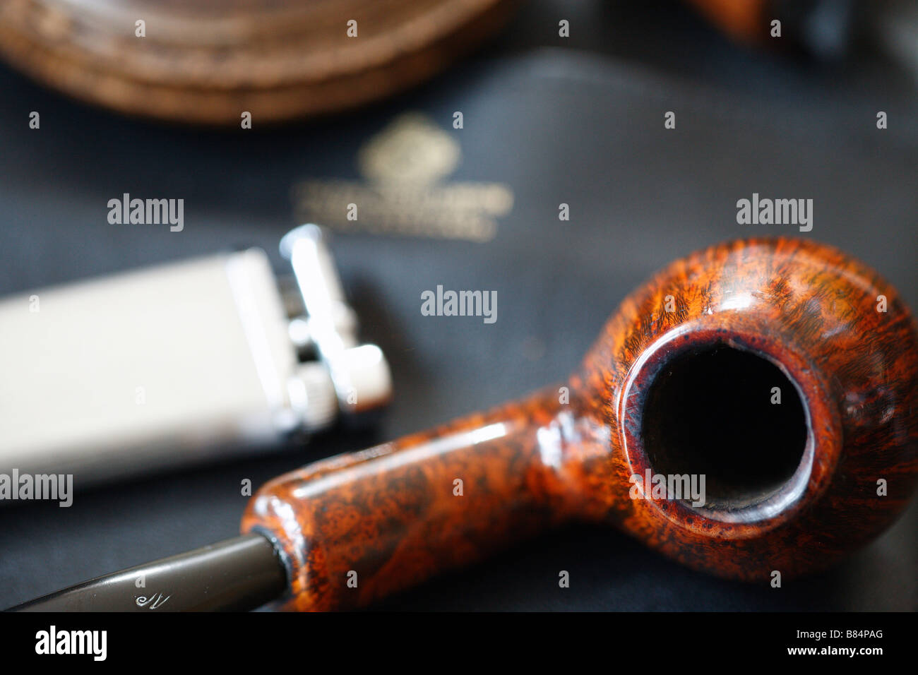 Collectible vintage and new briar pipes, and tobacco Stock Photo - Alamy