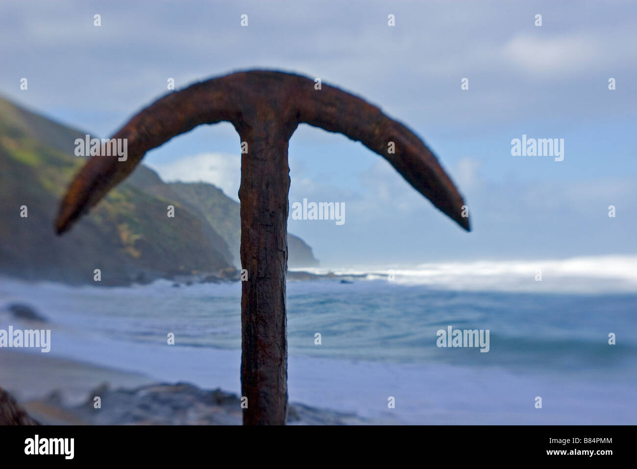 The anchor of the 'Fiji', on Wreck Beach, Great Otway NP, Victoria ...