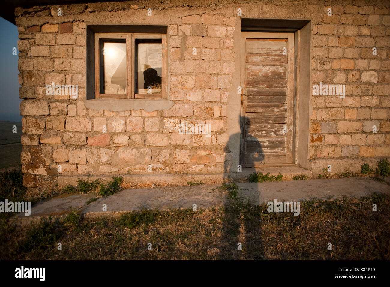 A poor house hi-res stock photography and images - Alamy
