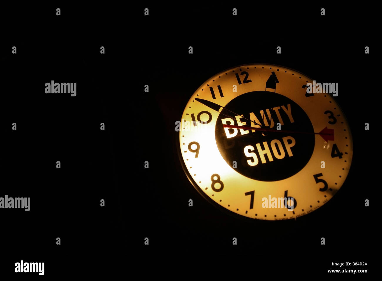 Clock shop sign hi-res stock photography and images - Alamy