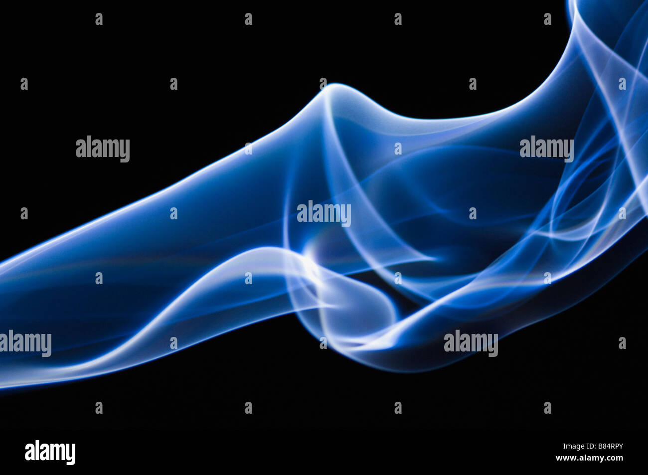 Smoke patterns hi-res stock photography and images - Alamy