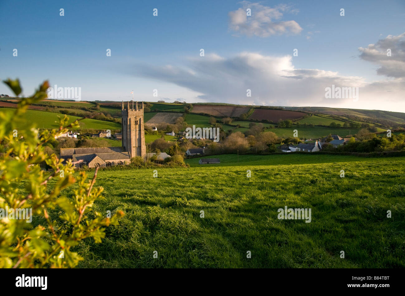Idyllic village uk hi-res stock photography and images - Alamy