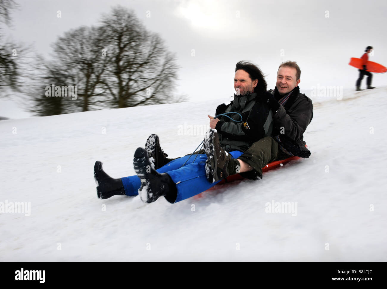 Sledging uk hi-res stock photography and images - Alamy
