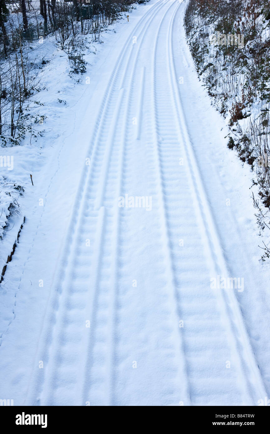 Snowy railway lines hi-res stock photography and images - Alamy