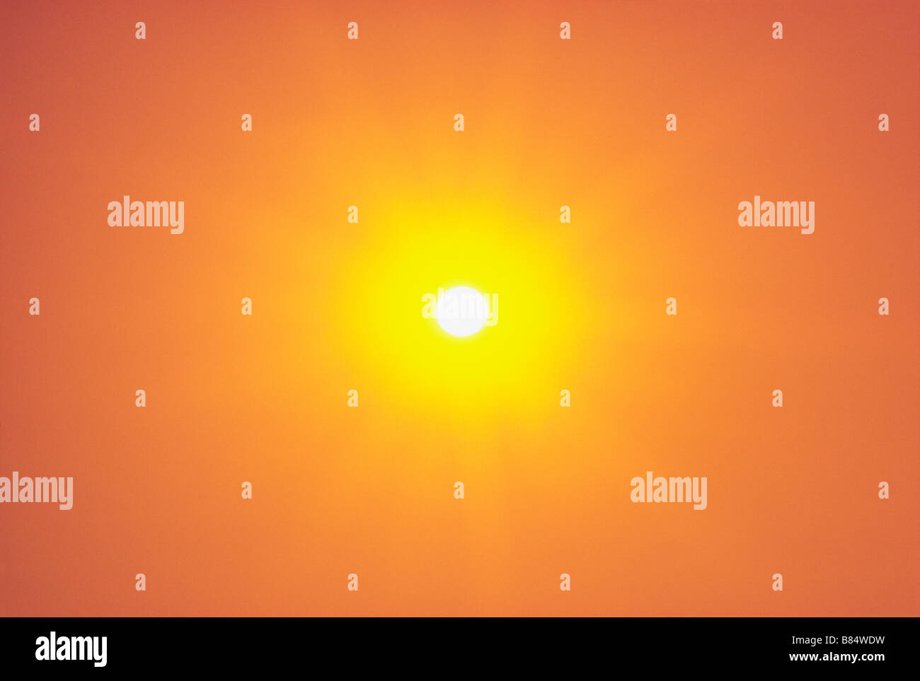 Radiating sunset hi-res stock photography and images - Alamy