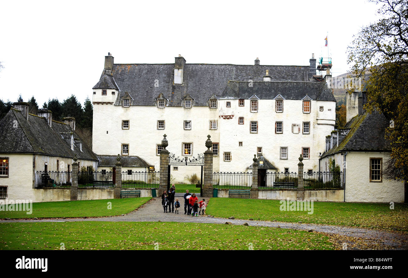 Scotland traquair house hi-res stock photography and images - Alamy