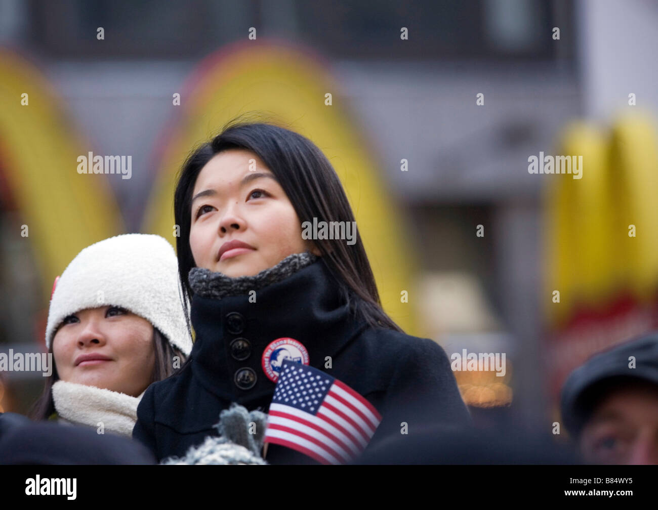 Asian new york times square hi-res stock photography and images - Alamy