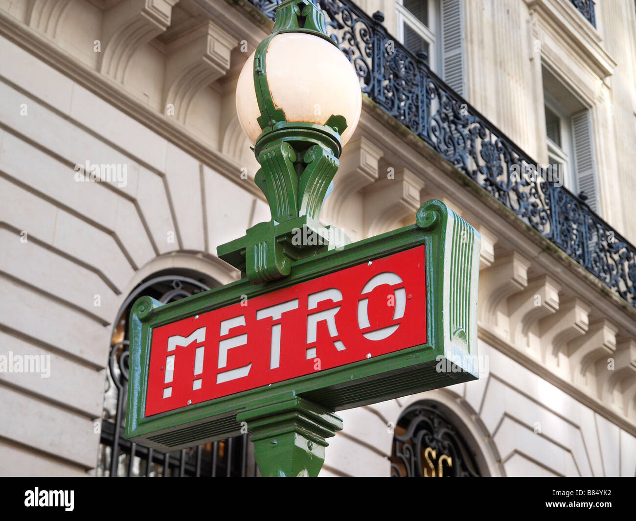 Metro sign Paris France Stock Photo - Alamy