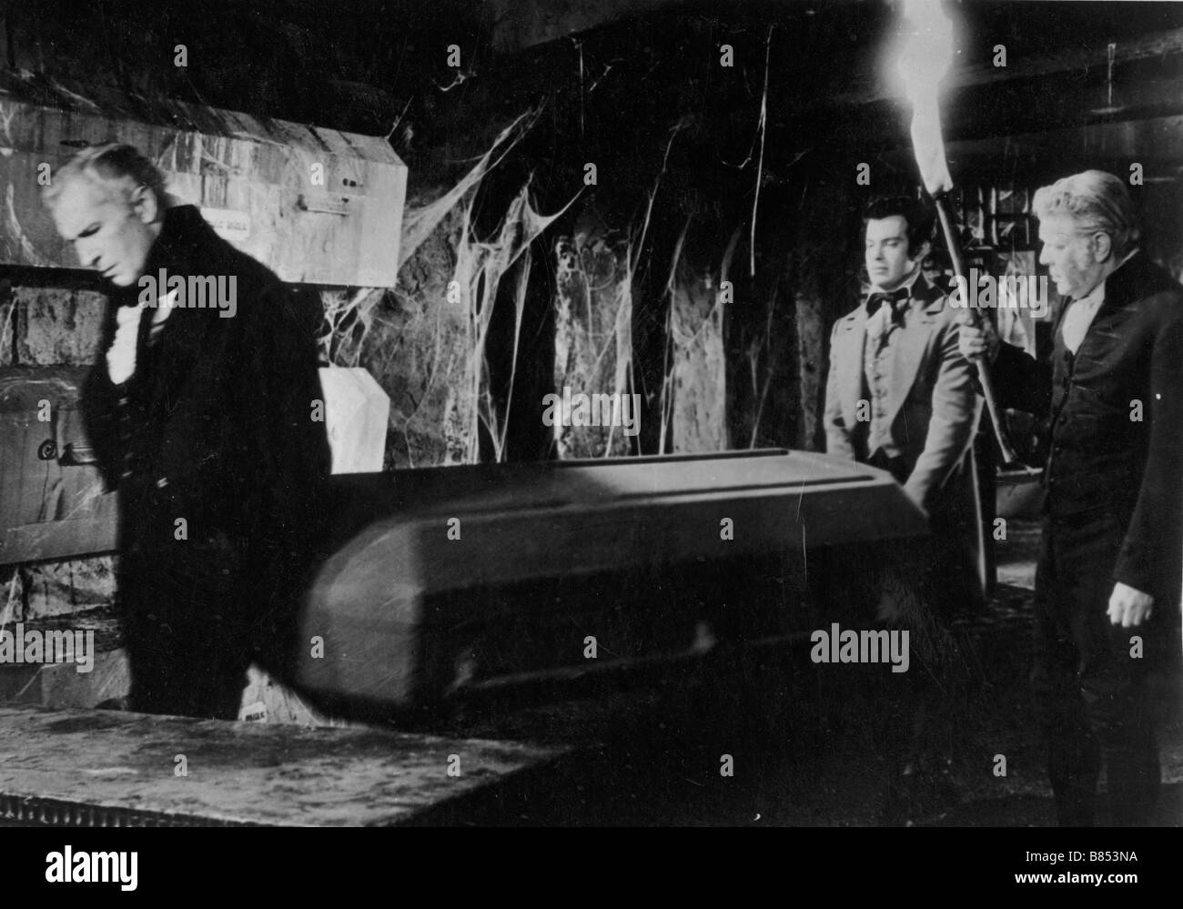 The house of usher 1960 hi-res stock photography and images - Alamy