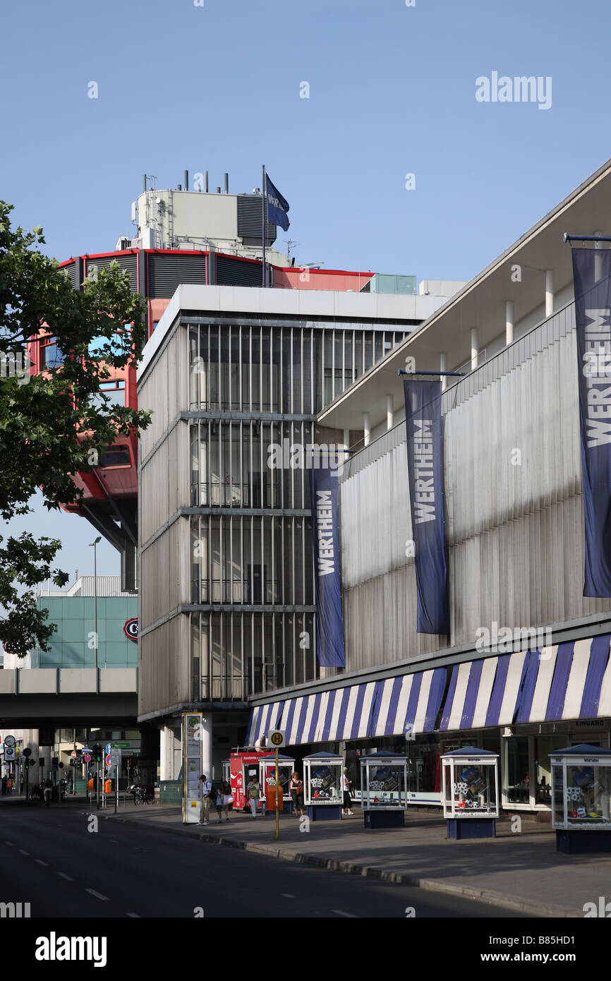 Berlin Steglitz Schlossstrasse Wertheim Stock Photo - Alamy