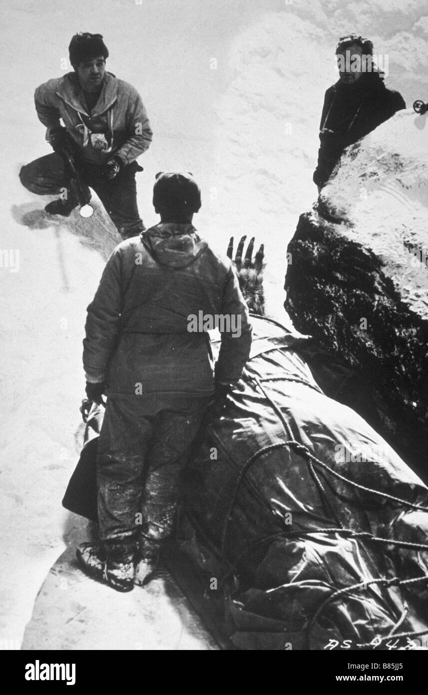 The Abominable Snowman Année : 1957 - UK Director : Val Guest Peter ...