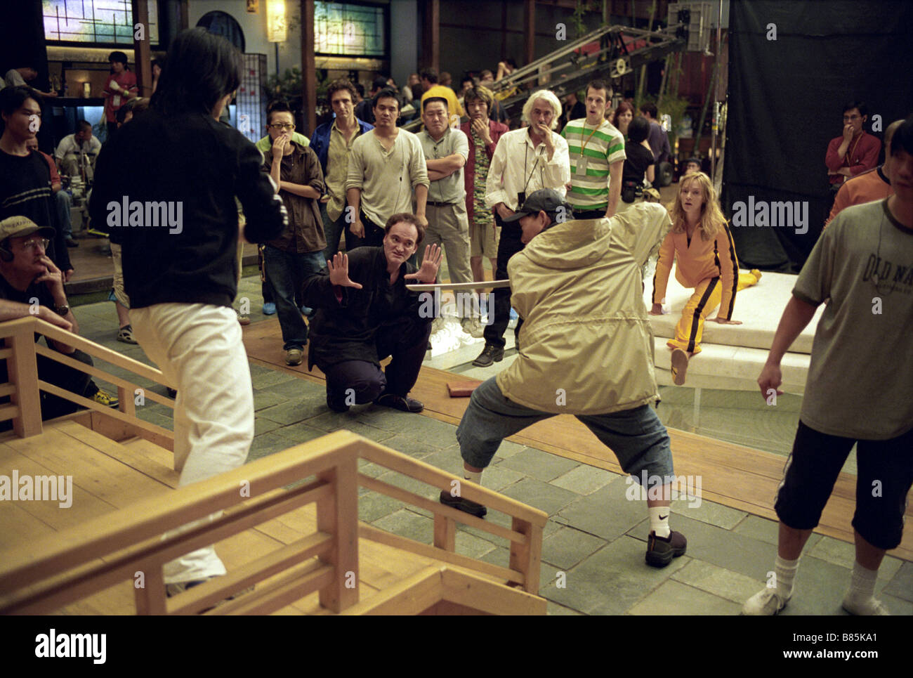 Uma Thurman, Quentin Tarantino on the set Kill Bill: Vol. 1 Year : 2003 ...