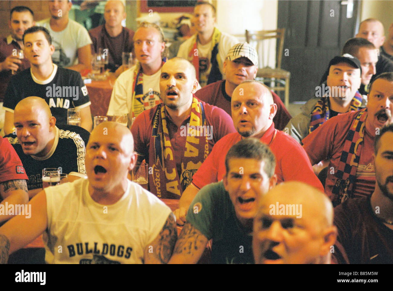 Up and down (int title) Horem pádem (2004) Czech Republic Jirí Machácek ...