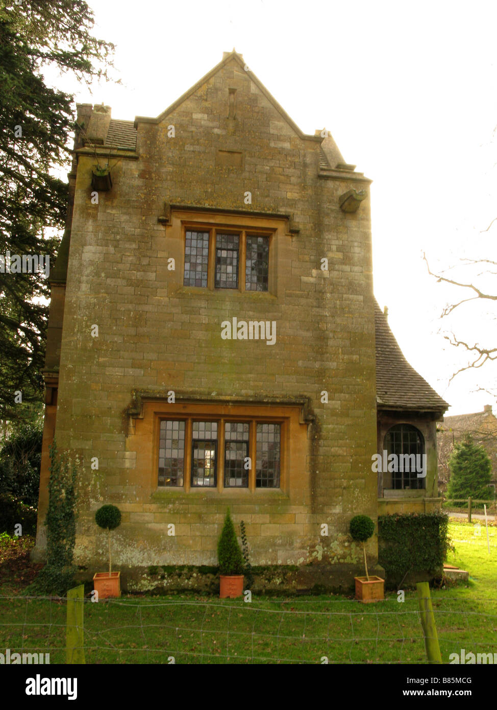Cotswold house hi-res stock photography and images - Alamy