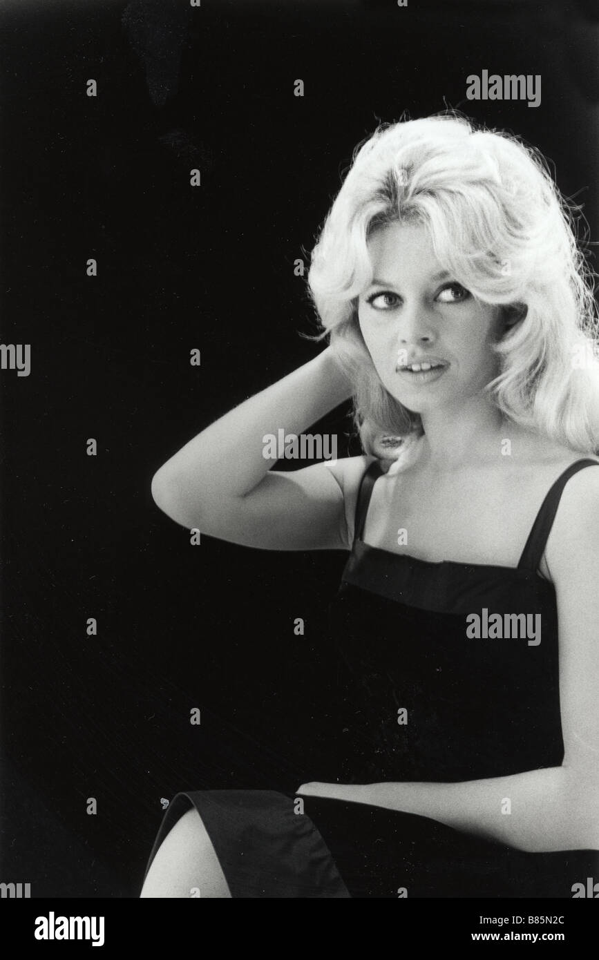 Bardot brigitte dress hi-res stock photography and images - Alamy