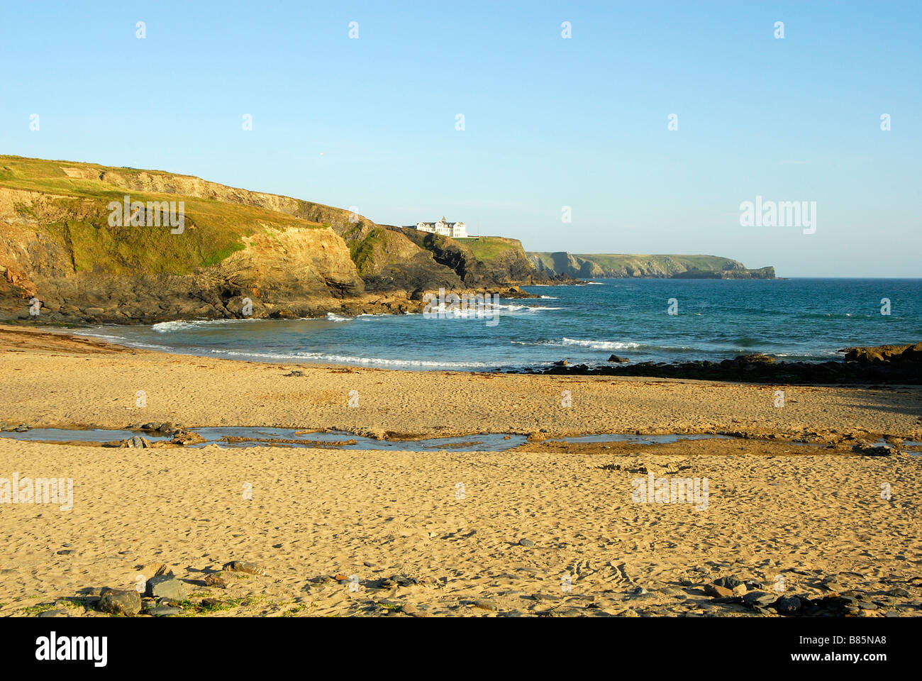 Poldhu beach hi-res stock photography and images - Alamy