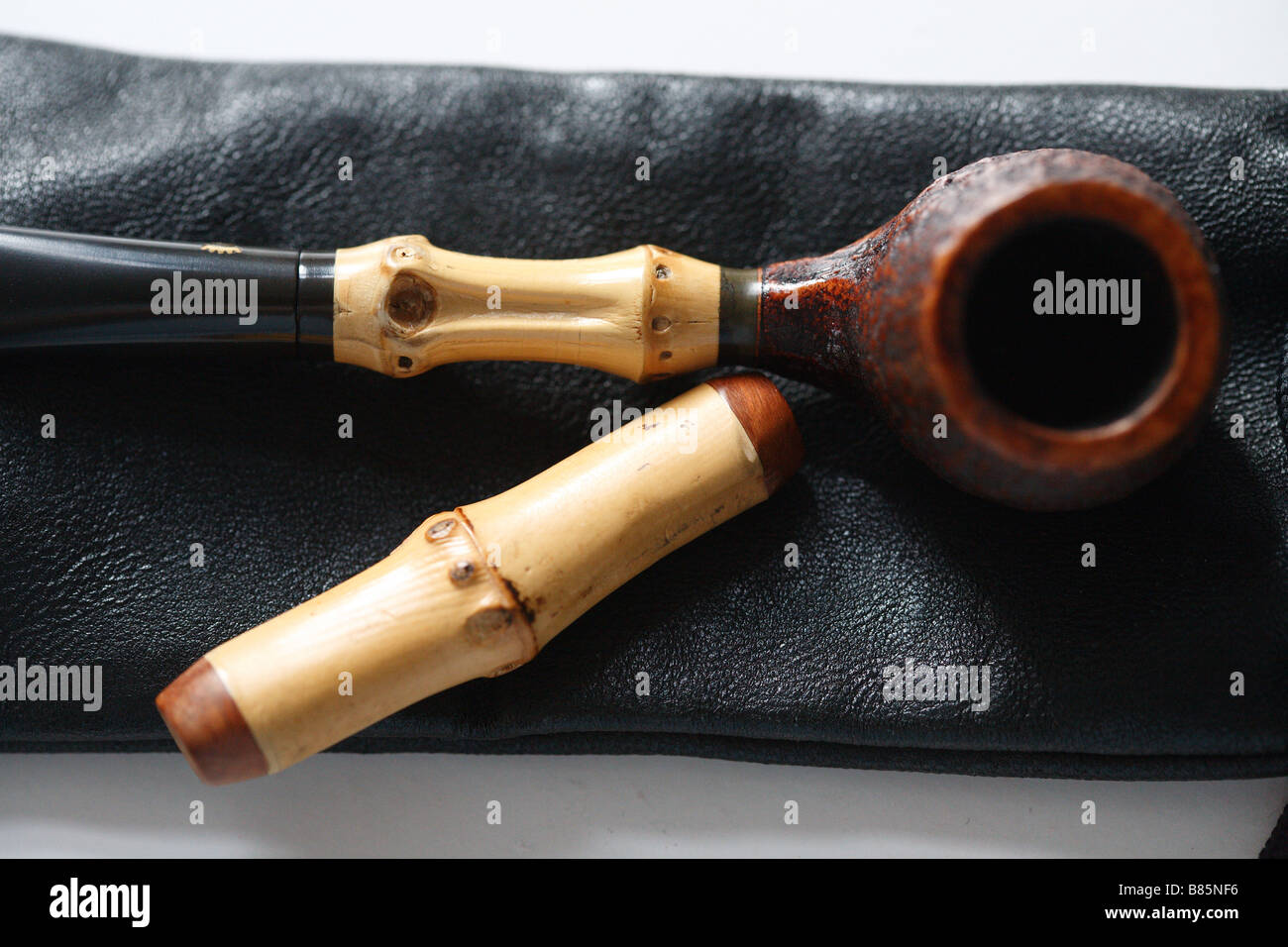 Collectible vintage and new briar pipes, and tobacco Stock Photo - Alamy