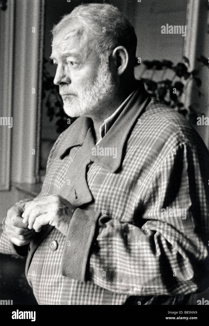Hemingway Paris High Resolution Stock Photography and Images - Alamy