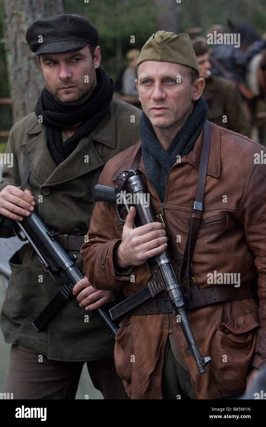 Defiance Year : 2008 Director : Edward Zwick Liev Schreiber, Daniel ...