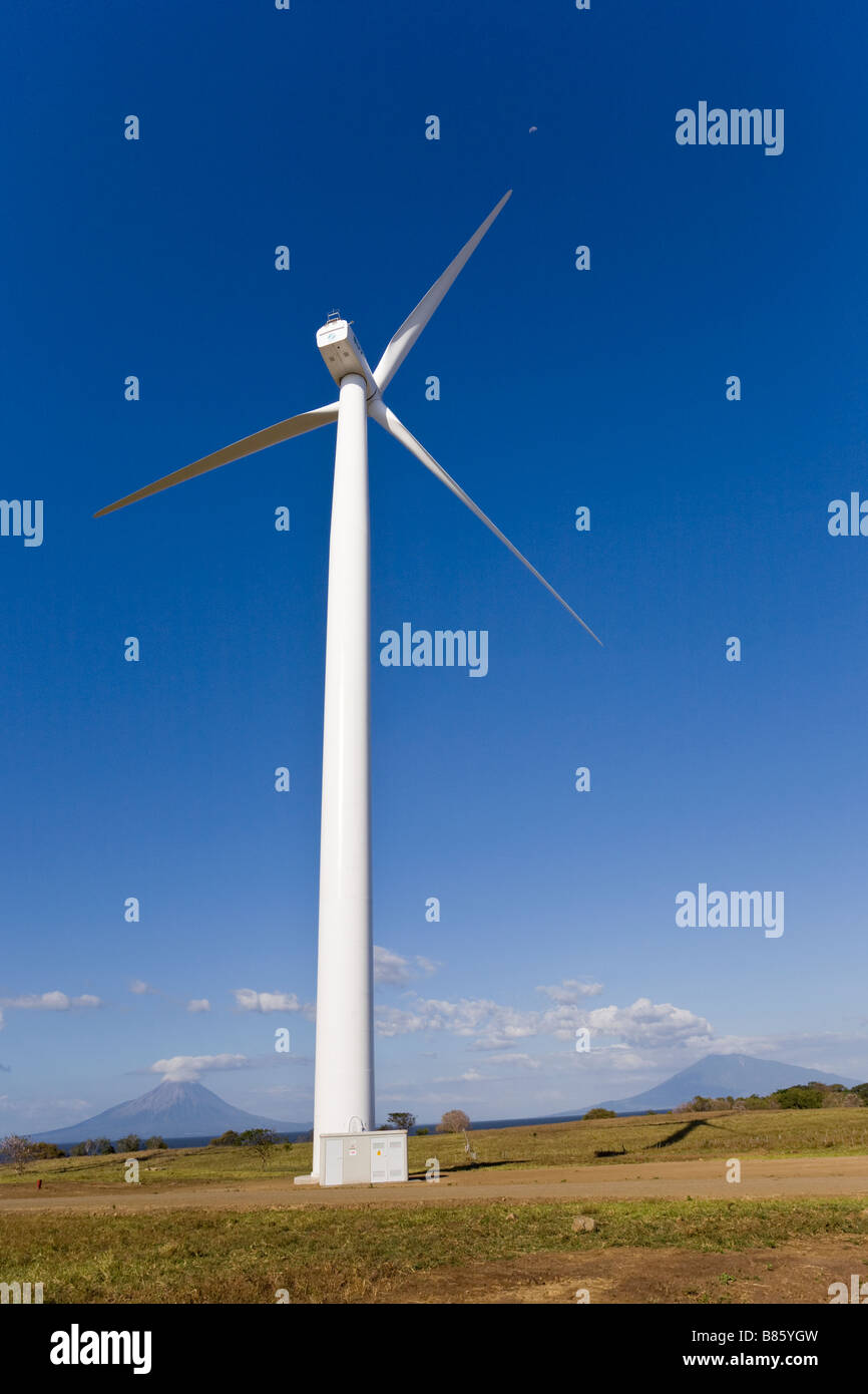 Giromill wind turbine hi-res stock photography and images - Alamy