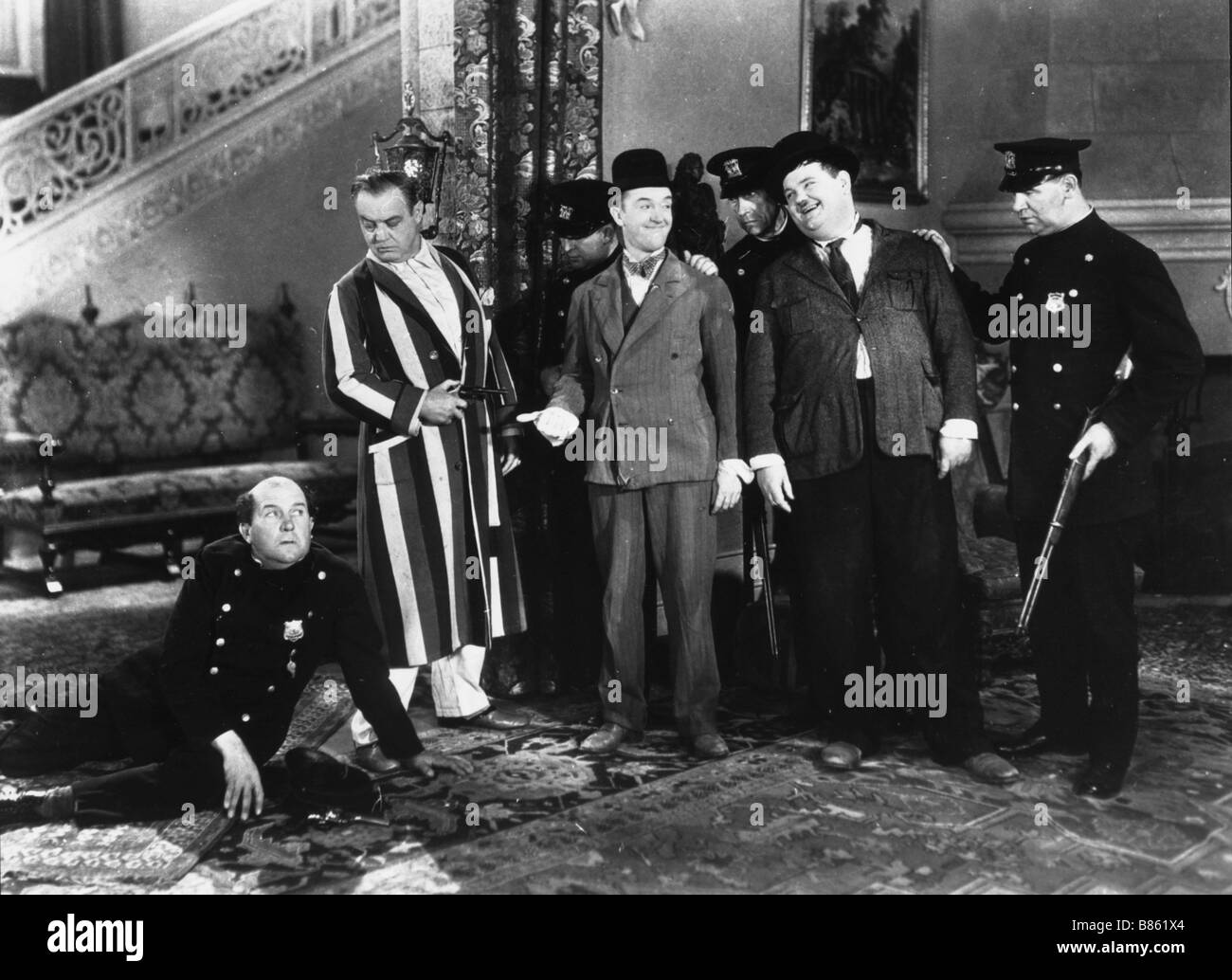 Night Owls Year : 1930 usa Edgar Kennedy, Stan Laurel, Oliver Hardy ...