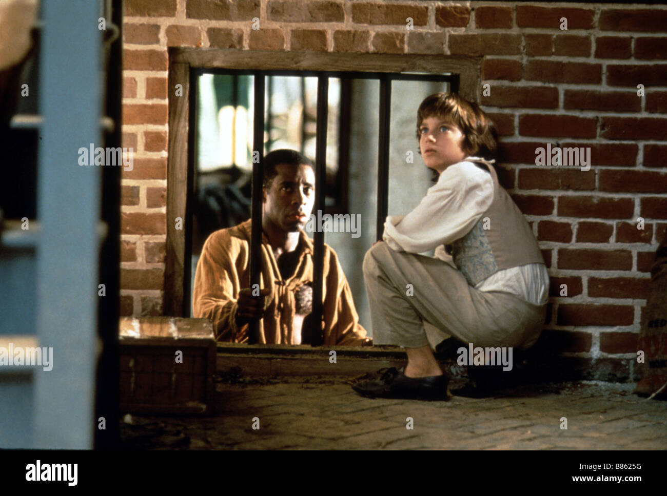 Courtney B Vance Huck Finn