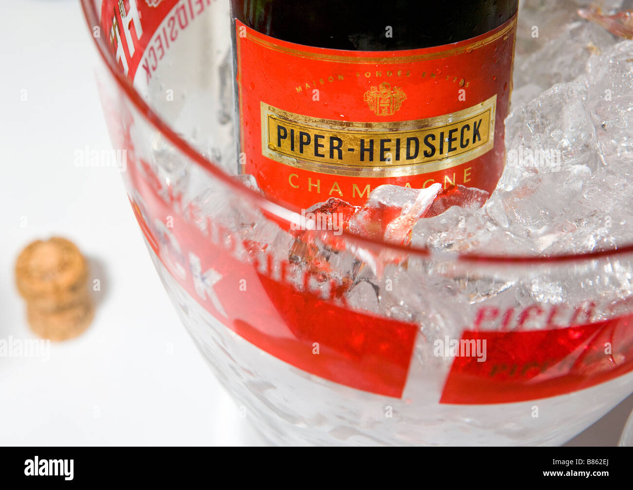 bottle of champagne Stock Photo - Alamy