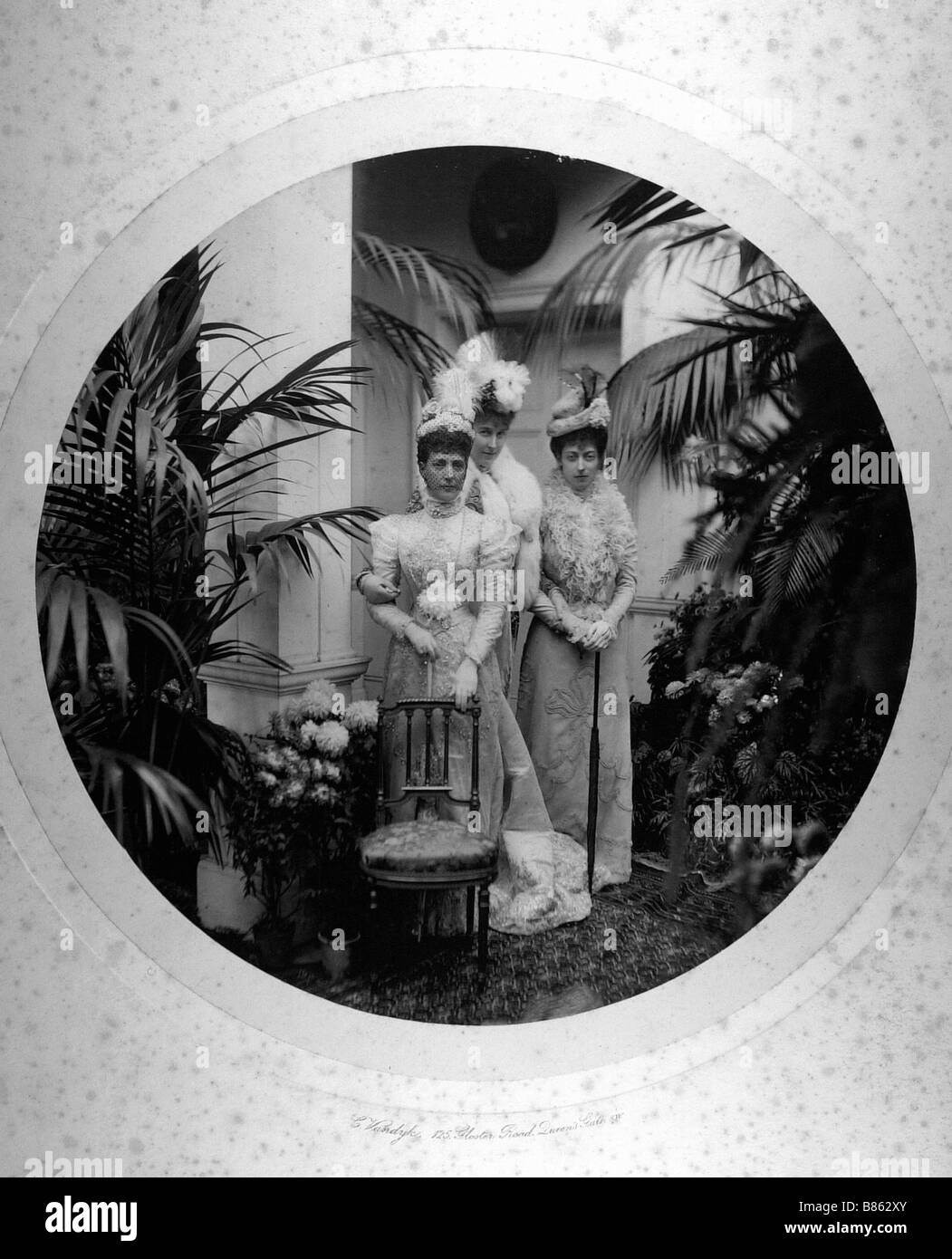 Queen victoria wedding dress hi-res stock photography and images - Alamy